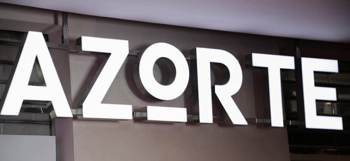 Reliance Retail ने लॉन्च किया प्रीमियम फैशन और लाइफस्टाइल स्टोर AZORTE